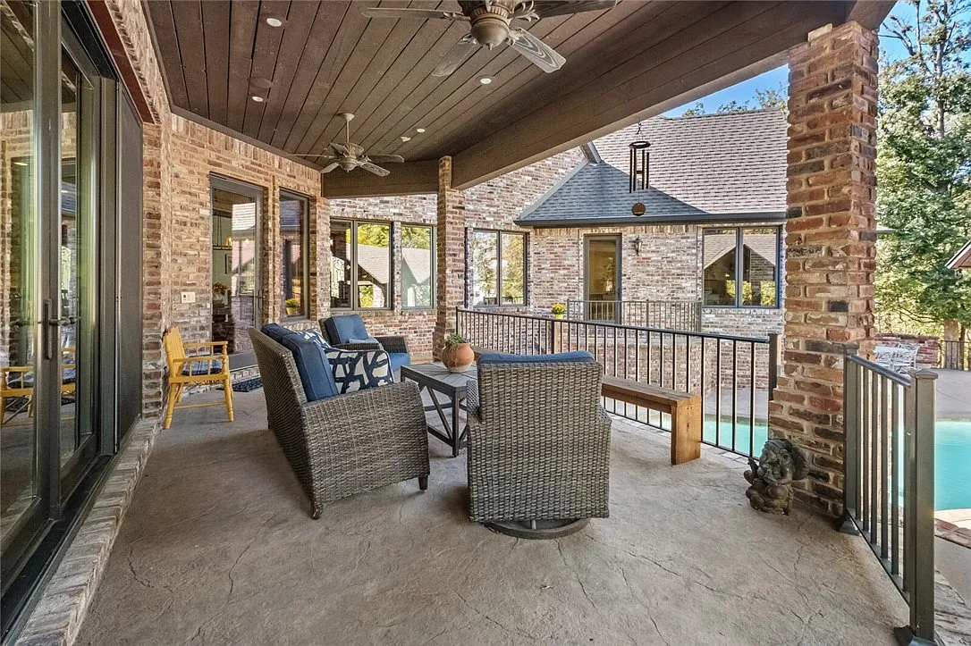 Guess The Home Price - Your daily home guessing puzzle!